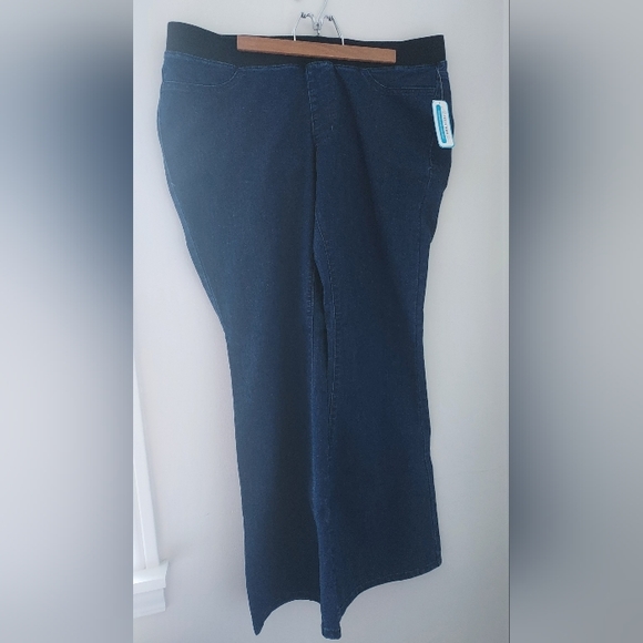 Old Navy | Jeans | Nwt High Rise Stretch Flare Jean Dark Wash Pull On ...